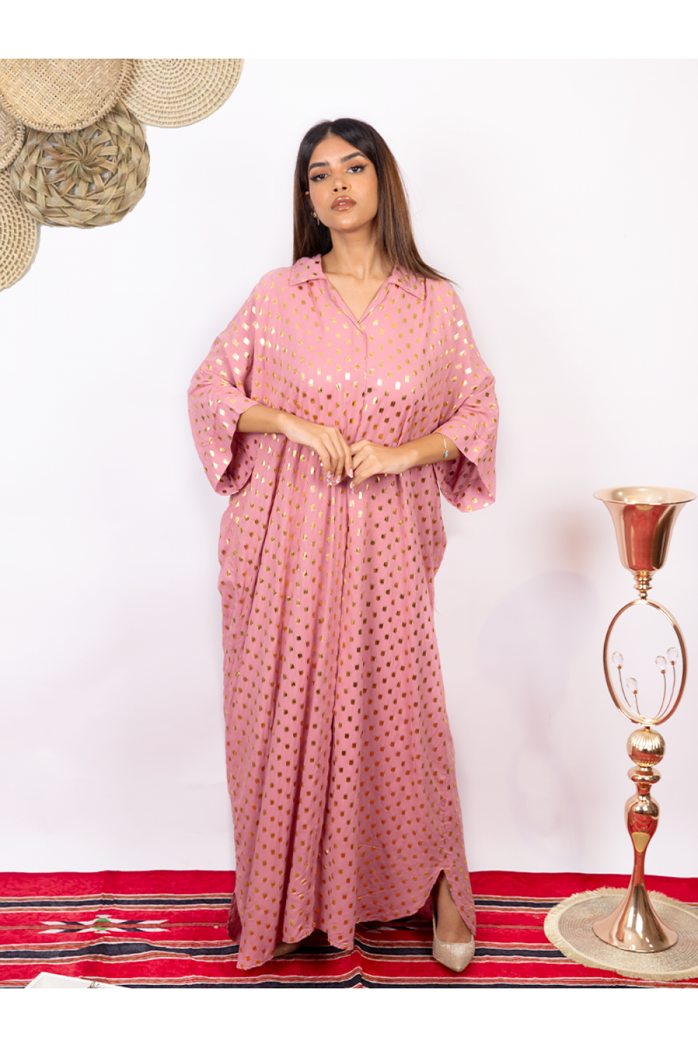 Galabia on the founding day dotted with golden color