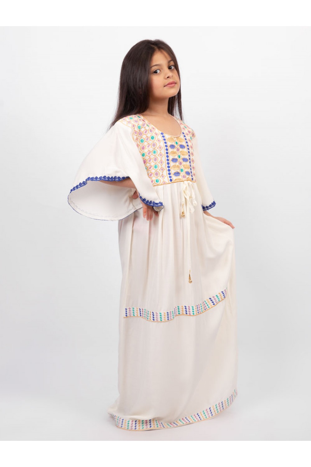 A unique galabiya with a distinctive engraving