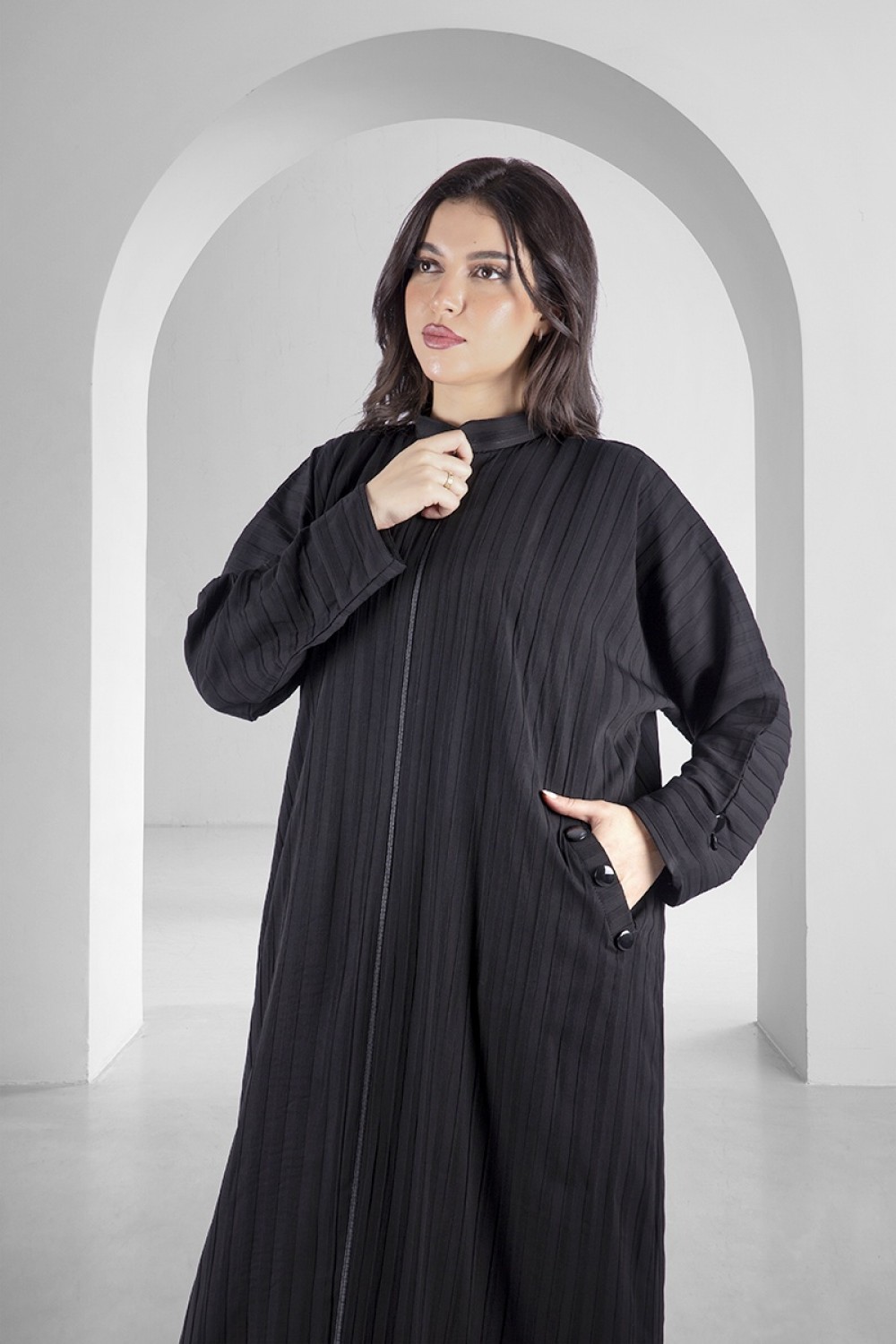 Elegant black abaya fabric longitudinal stripes full front zipper with ...
