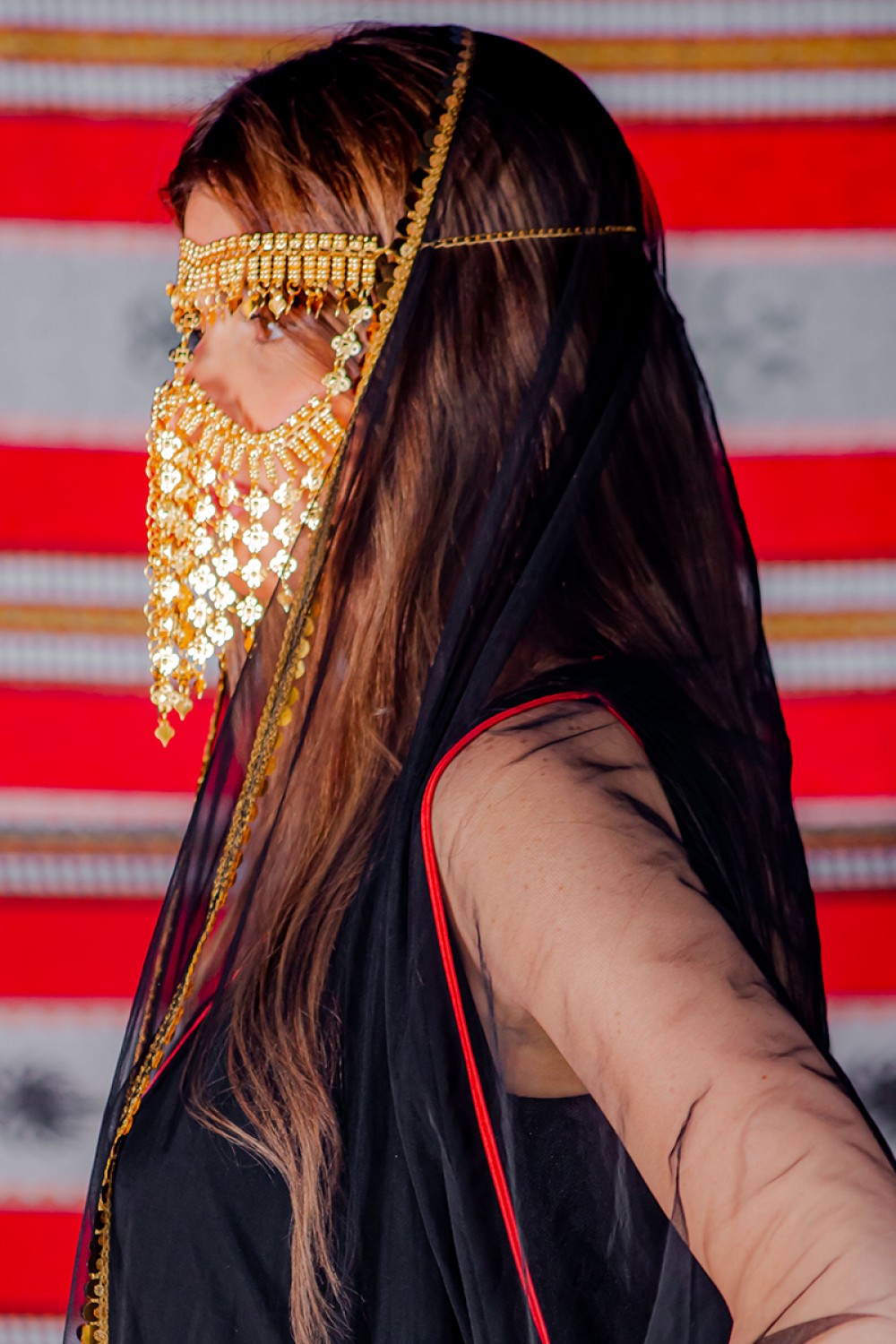 Women's gold burqa for Foundation Day - YX-02